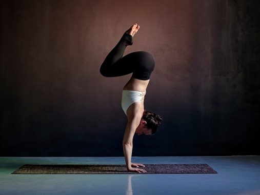 Yoga Flow là gì? Những lợi ích tuyệt vời khi tập Yoga Flow